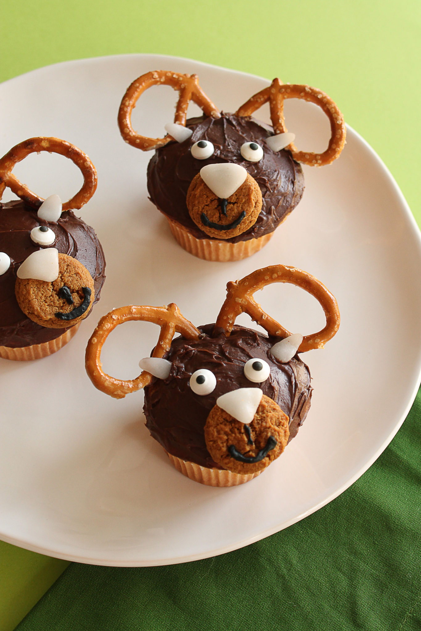 Paper Tube Ram Craft - Hello Holy Days!